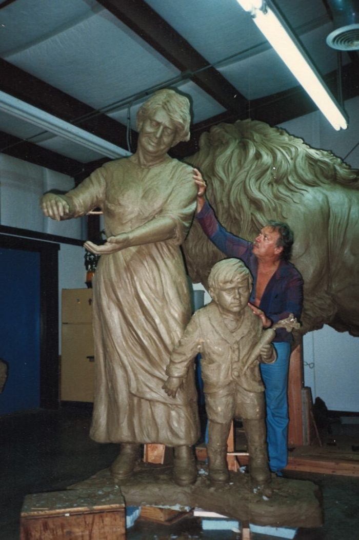 Harry Merlo & Mother Monument - Foundry Michelangelo